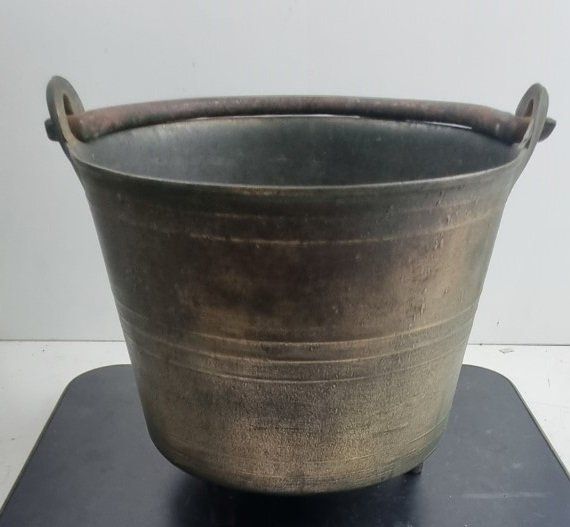 Alter Topf aus massiven Messing antik Blumenkübel Bräter (Gebraucht) in ...