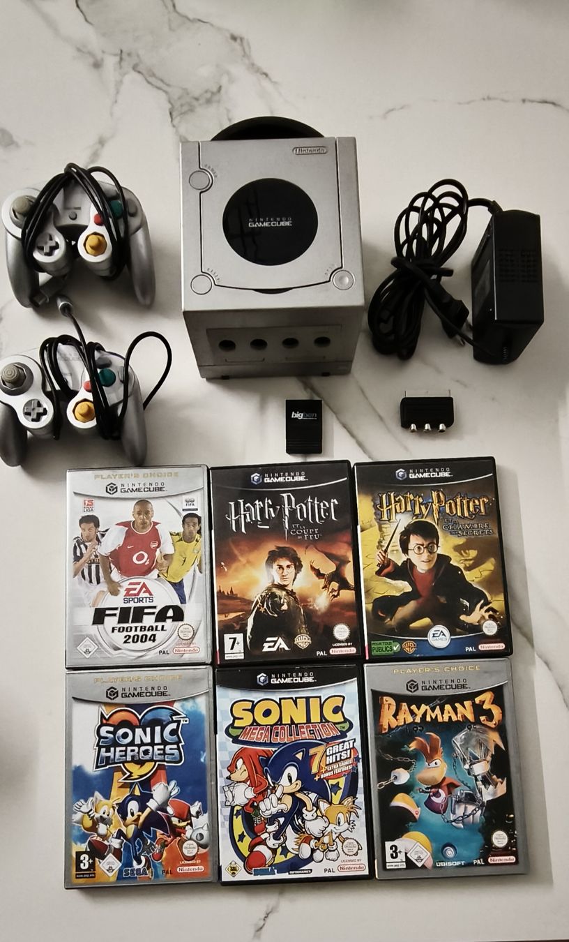 Nintendo Gamecube Silber mit 2 Controller + 6 TOP Games (Gebraucht) in ...