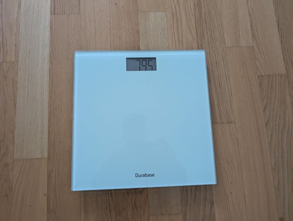 Durabase Personal Glass Digital Scale (Gebraucht) in Wollerau für CHF 1 ...