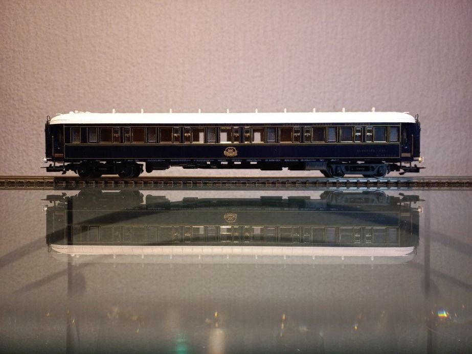 Rivarossi Orient Express H0 Sleeping Car (Gebraucht) in Basel für CHF 40 – mit Lieferung auf ...