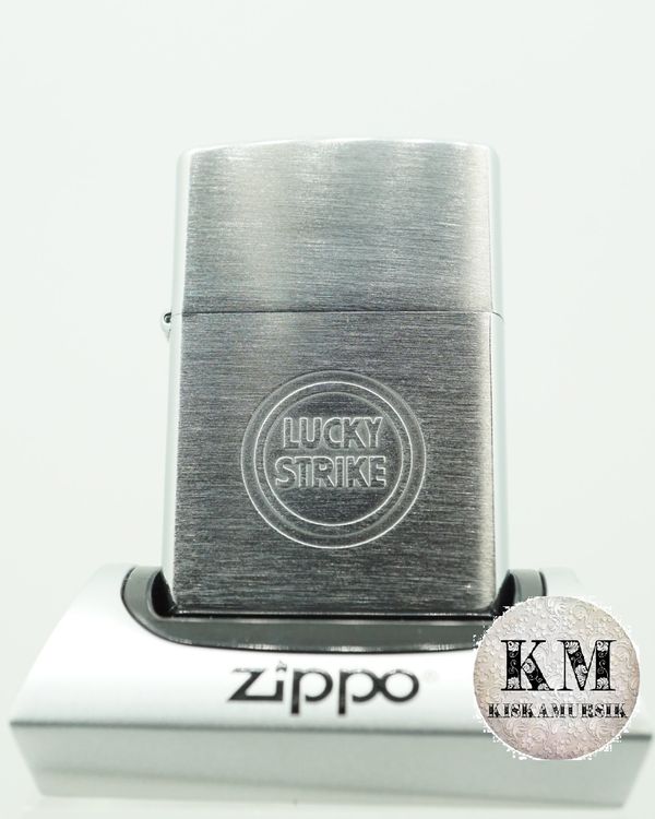 ZIPPO® LUCKY STRIKE - EMBOSSED - 1998 - UNGEZÜNDET | Kaufen auf Ricardo