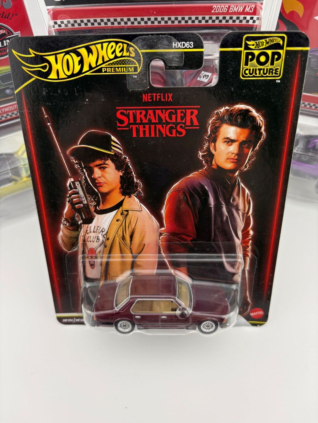 Hot Wheels 1983 BMW 733i Stranger Things Premium Pop Culture (Neu und ...