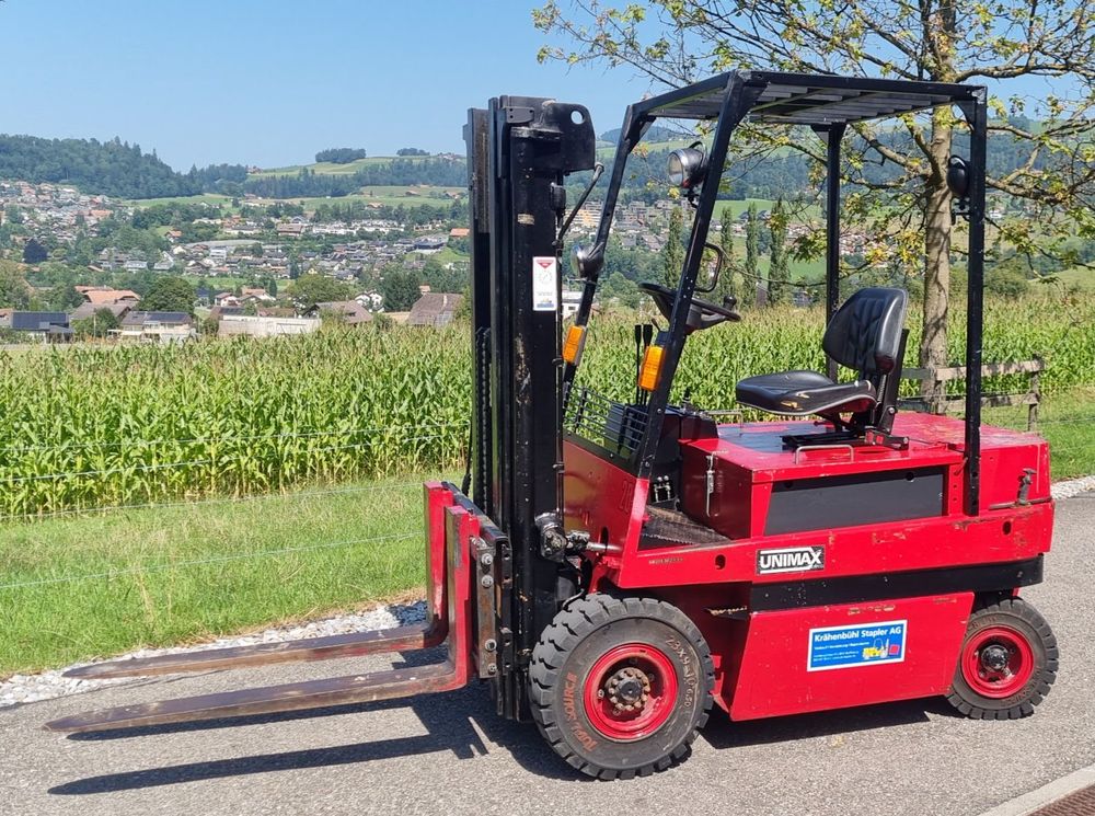 Stapler Unimax Elektro 2T mit TRIPLEX UND GROSSEN RÄDERN (Gebraucht) in ...