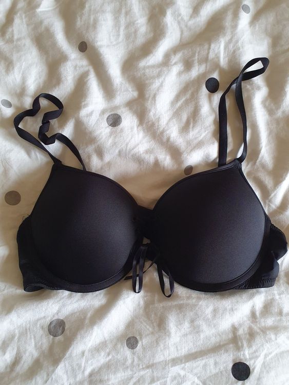 Super Push Up BH 80B in schwarz (Gebraucht) in Pfungen für CHF 5 – mit Lieferung auf Ricardo kaufen