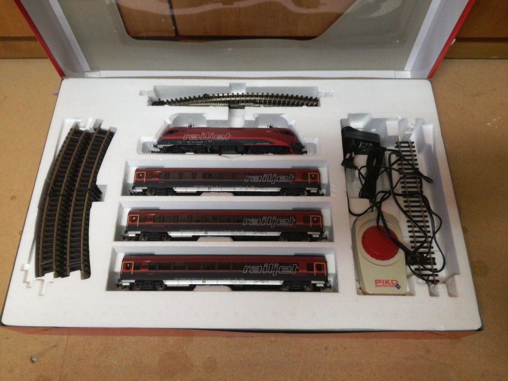 Startset Railjet Piko Gleichstrom H0 (Gebraucht) in Leuggelbach für CHF ...