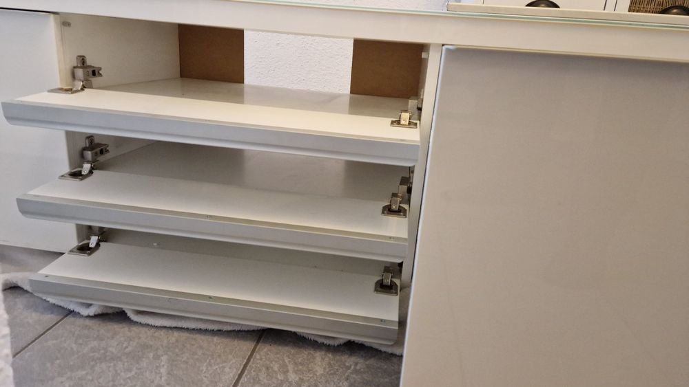 TV Lowboard IKEA Möbel NP299.- | Kaufen auf Ricardo