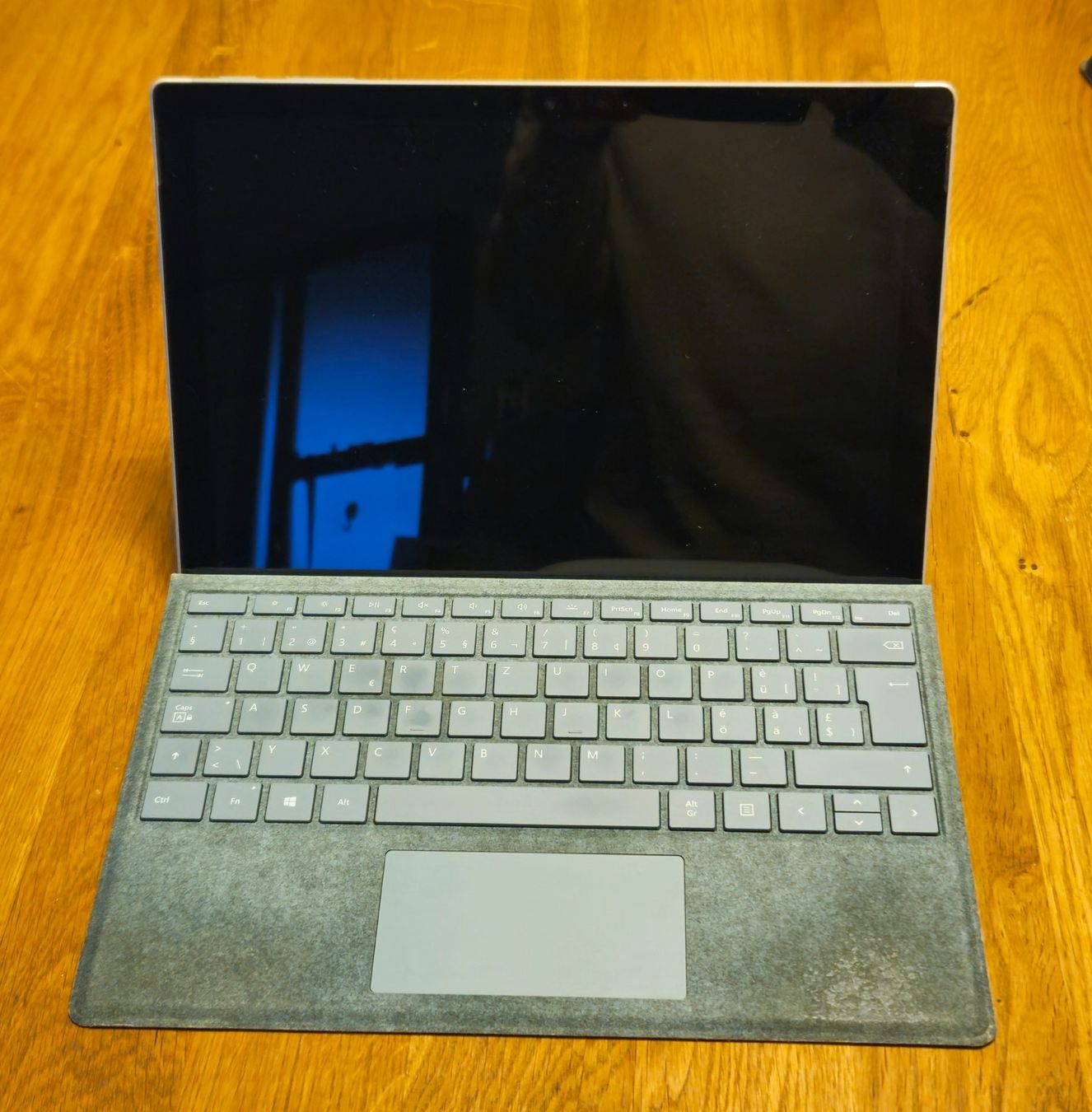 Microsoft Surface Pro 7, inkl. Type Cover, Dock und Zubehör (Gebraucht ...