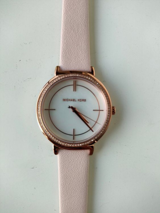 Wunderschöne Michael Kors Uhr rosa (Gebraucht) in für CHF 79 – mit ...