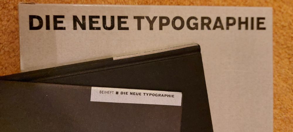 DIE NEUE TYPOGRAFIE. 2. Auflage 1987. NEU originalverpackt. (Neu und ...