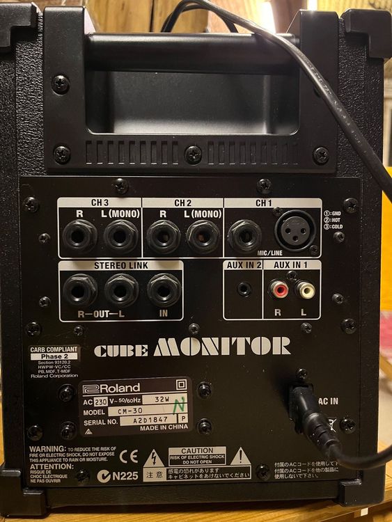 Roland CM30 Cube Monitor | Kaufen auf Ricardo