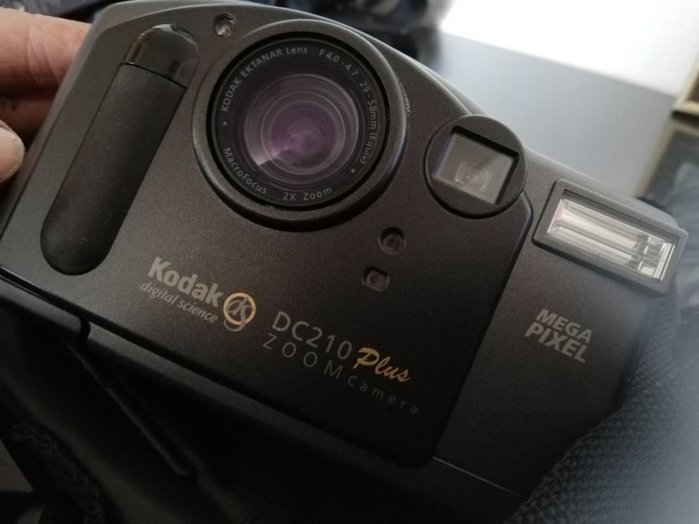 Kodak DC210 plus mit Tasche (Gebraucht) in Hochwald für CHF 13 – mit ...