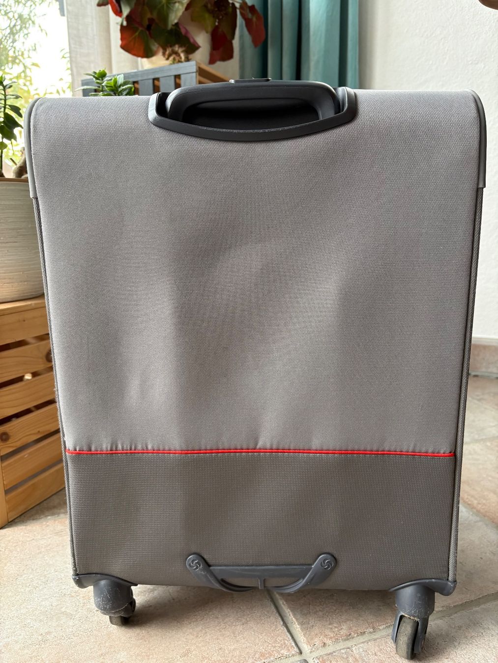 Samsonite Base Boost 55cm 4 Rad Handgepäck Koffer (Gebraucht) in ...