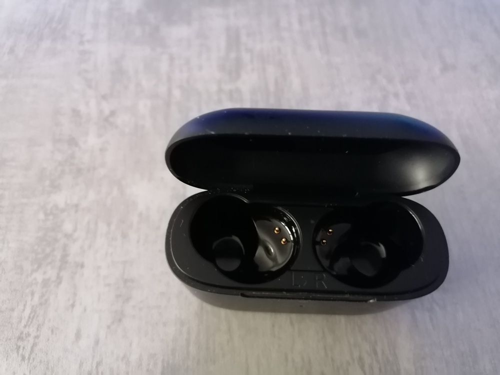 JLAB Air Pop ---NUR CASE--- (Gebraucht) in Luzern für CHF 1.95 – mit ...