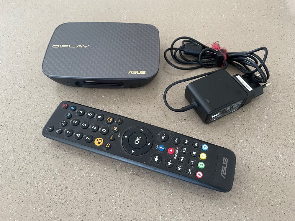ASUS Smart TV Settop Box - O!Play Media Pro (Gebraucht) in Vullierens ...
