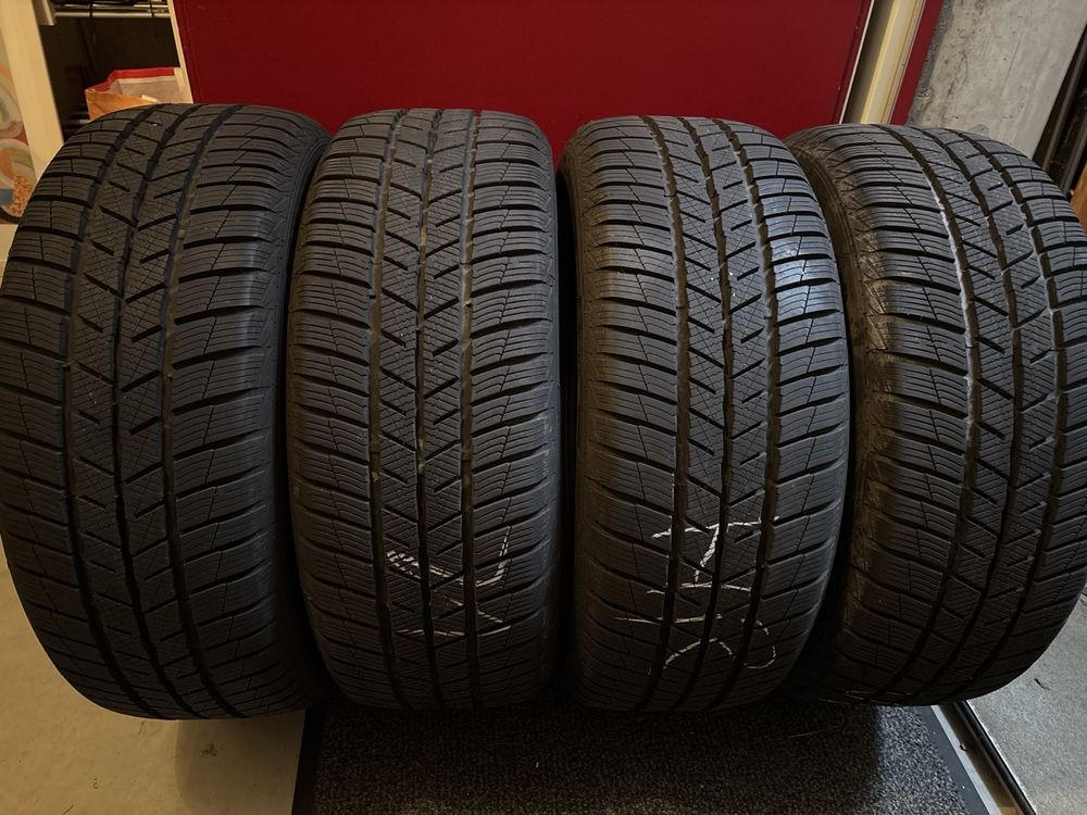Winterreifen 235/55 R18 HXL, Barum (Gebraucht) in Jonschwil für CHF 125 – nur Abholung auf ...