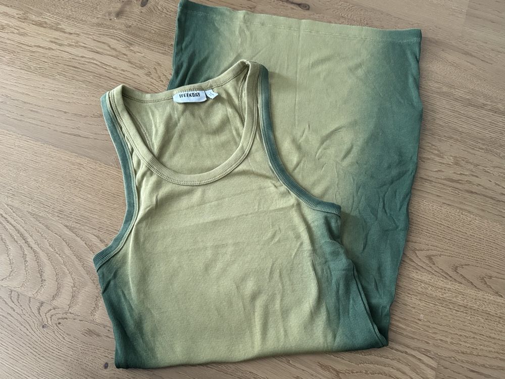 Weekday 💚 Kurzes Sommerkleid eng Gr. S grün Ombre Look | Kaufen auf Ricardo