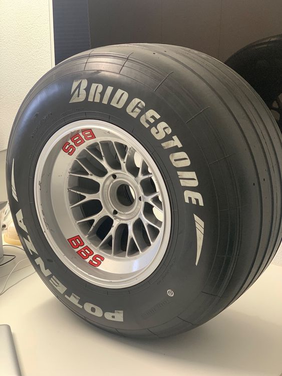 Formel 1 Rad Original Ferrari Schumacher 2006 | Kaufen auf Ricardo