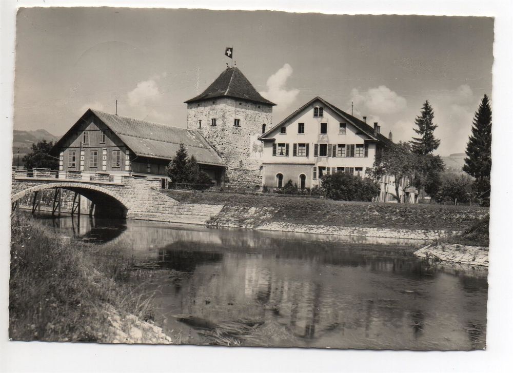 UZNACH Schloss Grynau (Gebraucht) in Jona für CHF 11.9 – mit Lieferung ...