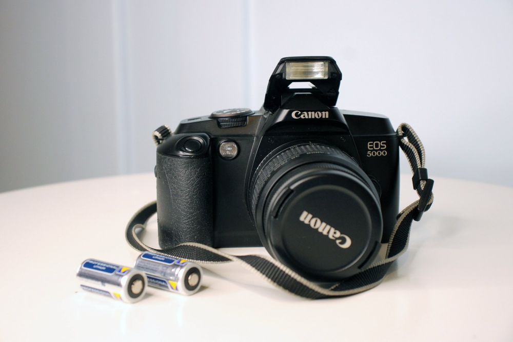 Canon Eos 5000 - analog - Set mit 2 Objektiven (Gebraucht) in Wettingen ...