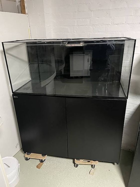 Red Sea Reefer 350 inkl Verrohrung Aquarium (Gebraucht) in Oftringen für CHF 200 – nur Abholung ...