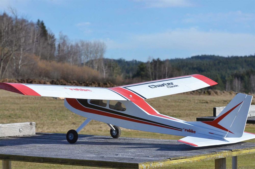 Robbe Modellsport CHARTER CLASSIC LASER CUT HOLZBAUSATZ (Neu und ...