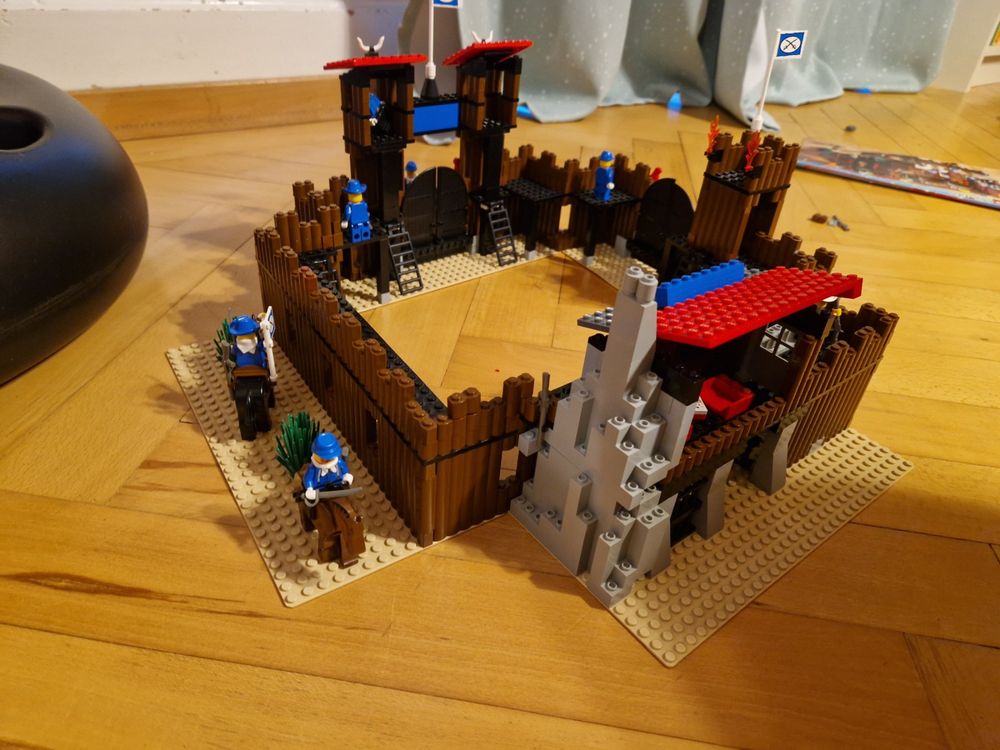 Lego: Fort Legoredo 6769 (99% komplett) | Kaufen auf Ricardo