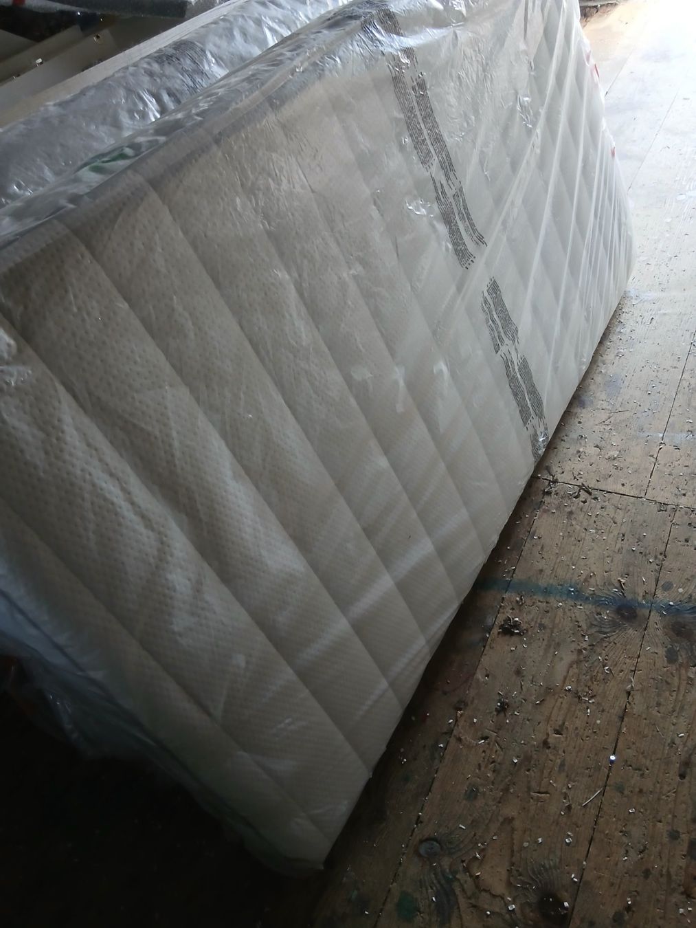 Matelas Luna Wellbella Top medium , qualité suisse 100/200 (Gebraucht ...