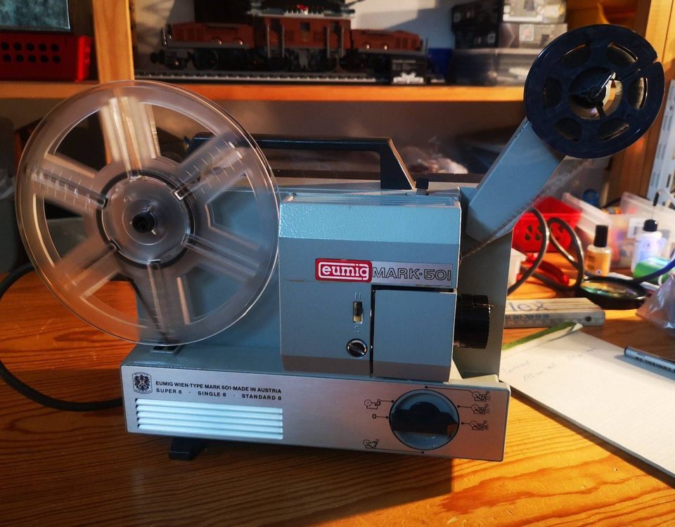 Filmprojektor eumig Mark-501 S 8 / N 8mm (Gebraucht) in Zürich für CHF 2 – mit Lieferung auf ...