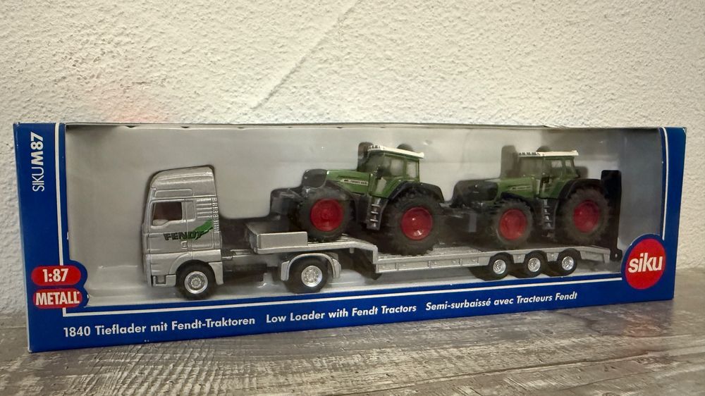 1840 Tieflader mit Fendi-Traktoren (Neu und originalverpackt) in Ennetbürgen für CHF 19.9 – mit ...