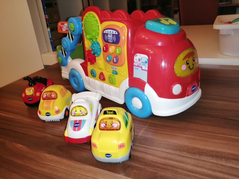 Vtech tut tut Autotransporter mit 4 Autos (Gebraucht) in Küttigen für ...