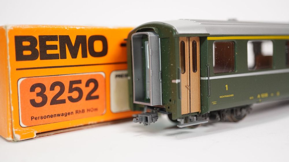 4∑ Bemo 3252 RhB Personenwagen grün 1. Klasse B 1235 (Gebraucht) in ...