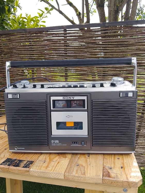 Sony CF-520L (Gebraucht) in Frümsen für CHF 60 – mit Lieferung auf ...