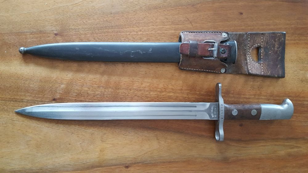 Schweizer Armee Bajonett Waffenfabrik Neuhausen | Kaufen auf Ricardo