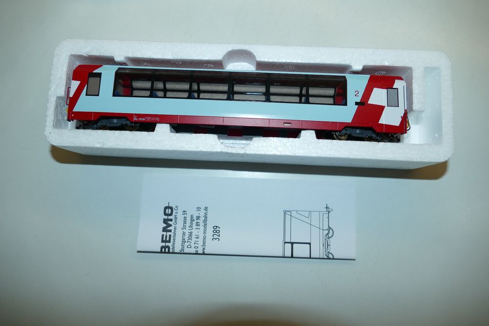 Bemo H0m: RhB 2.Kl. Panoramawagen Bp 2538 Glacier Express 2 | Kaufen auf Ricardo