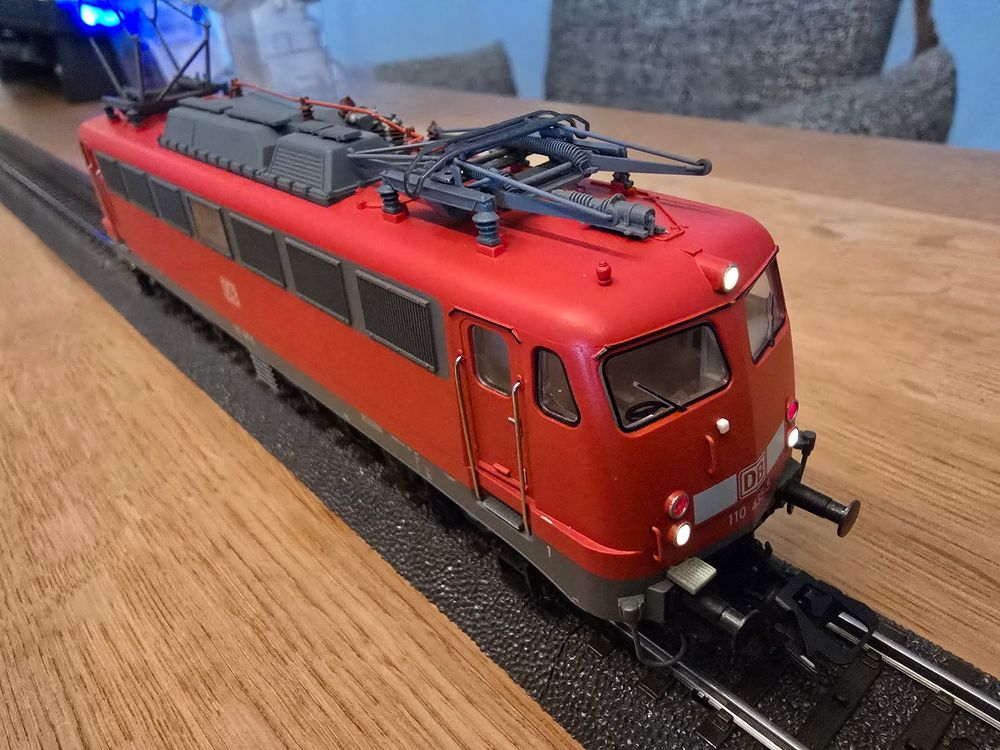 Märklin H0 37010 DB BR 110 435-5 *Bügelfalte* (Neu (gemäss Beschreibung)) in Anglikon für CHF ...