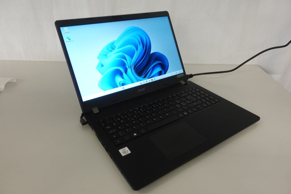 ACER TravelMate P215-52, i5-10210U,1.6GHz, 4 Kerne | Kaufen auf Ricardo