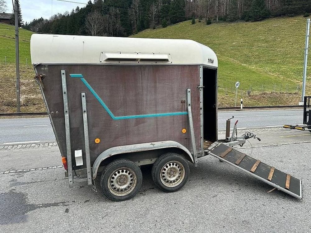 Pferdeanhänger / Viehanhänger Occasion ab Platz (Gebraucht) in Gais für CHF 1200 – nur Abholung ...