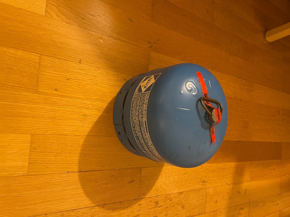 Camping GAZ Flasche voll 4,1 liter mit Kocher | Kaufen auf Ricardo