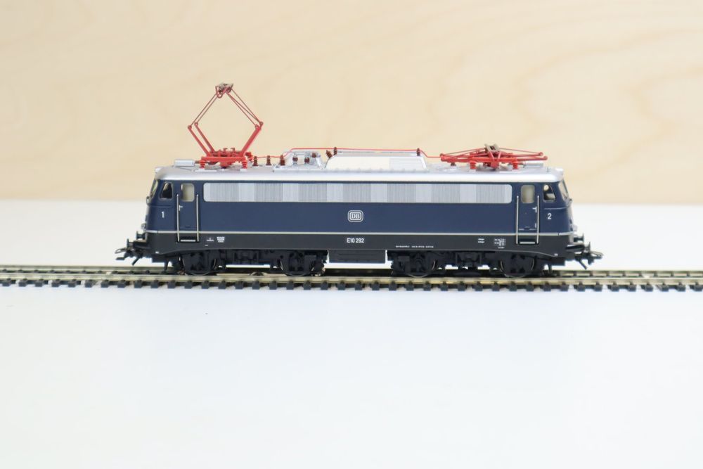 Märklin E-Lok E10 - MFX + Sound 29440 (Gebraucht) in Winterthur für CHF ...