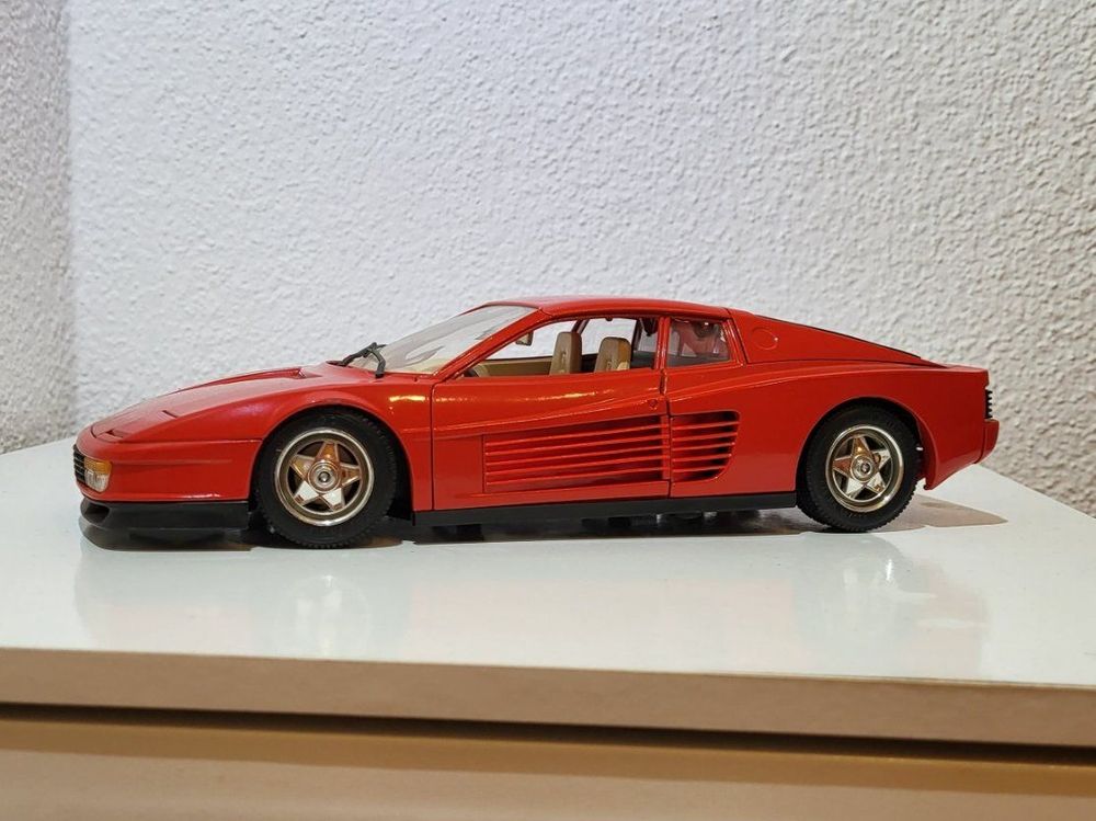 Ferrari Testarossa 1/18 | Kaufen auf Ricardo