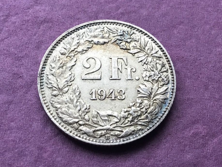 Sehr schöne 2 Franken Silbermünze 1943 VZ ungereinigt (Gebraucht) in St. Margrethen SG für CHF 8 ...