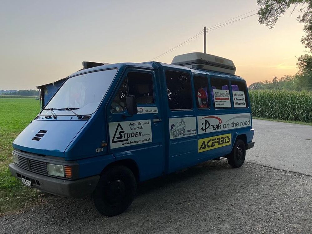 RENAULT MASTER T35 - Kultfahrzeug mit viel Camping-Zubehör (Gebraucht) in Frasnacht für CHF 485 ...