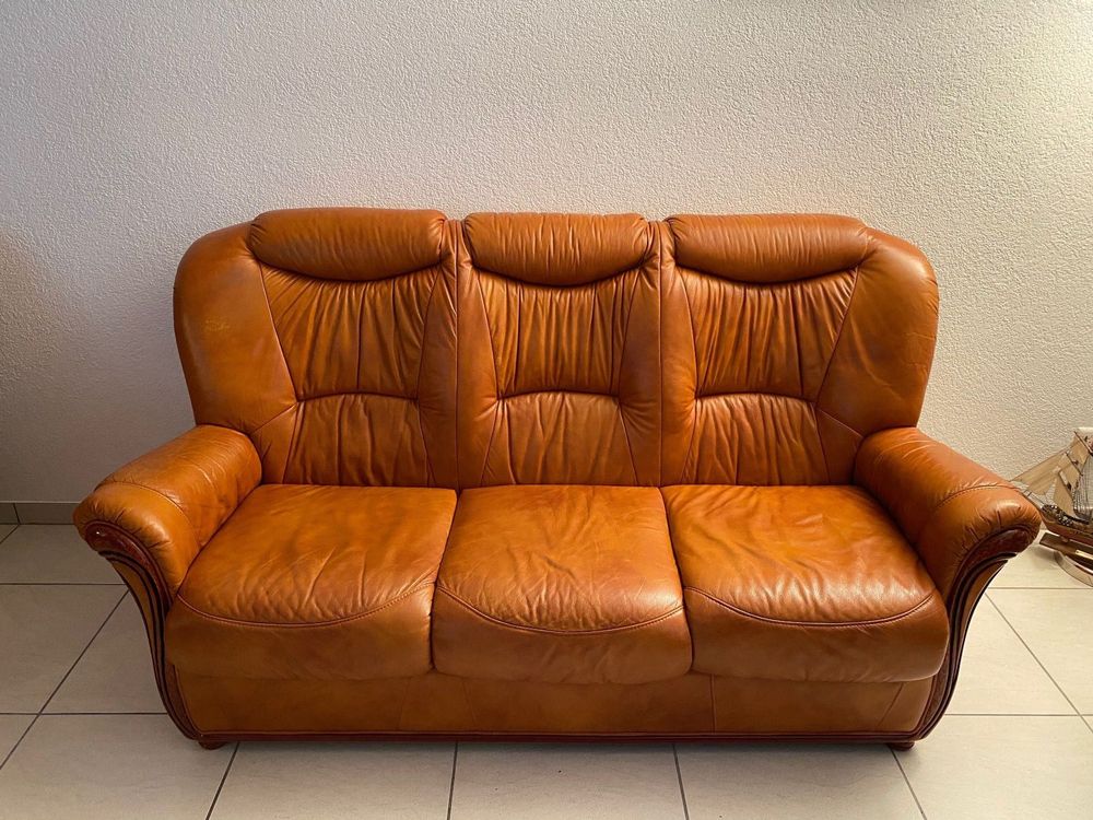 3er Sofas 2Stück Echtleder Braun (Gebraucht) in Oensingen für CHF 100 – mit Lieferung auf ...