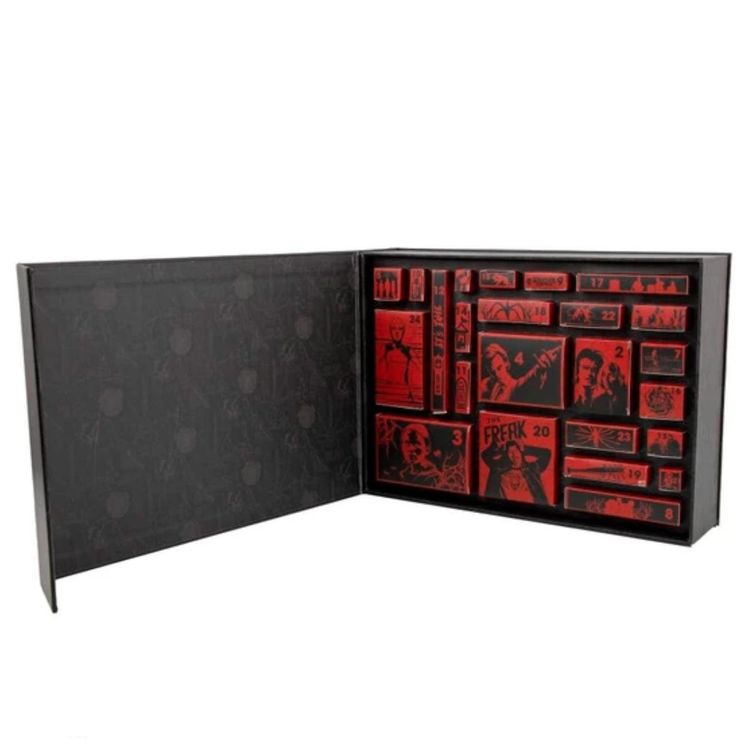 Stranger Things: Deluxe Adventskalender (Neu und originalverpackt) in ...
