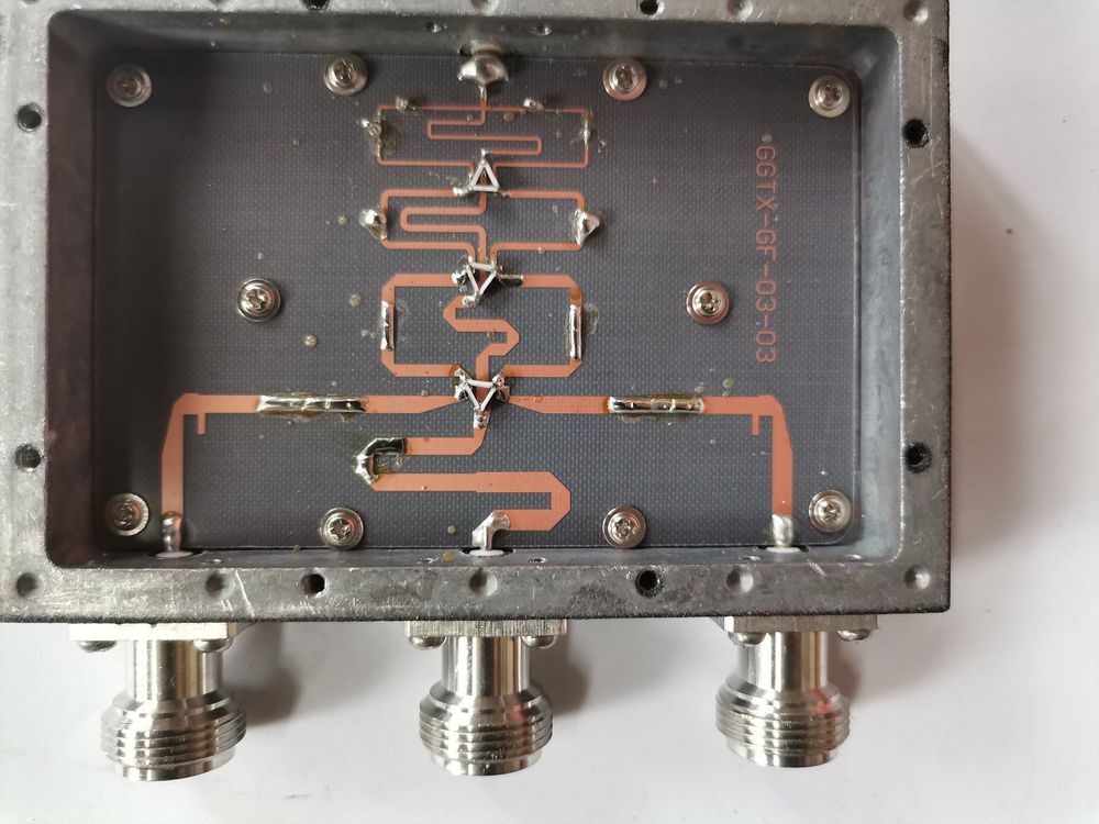 3-Way Wilkinson Splitter, Antenna Splitter (Neu (gemäss Beschreibung ...