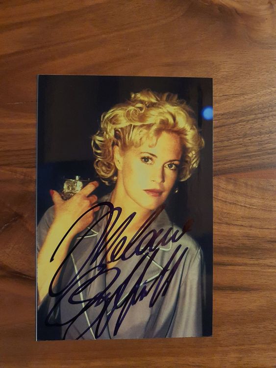 Melanie Griffith, handsigniert (Gebraucht) in Buchs ZH für CHF 21 – mit Lieferung auf Ricardo kaufen