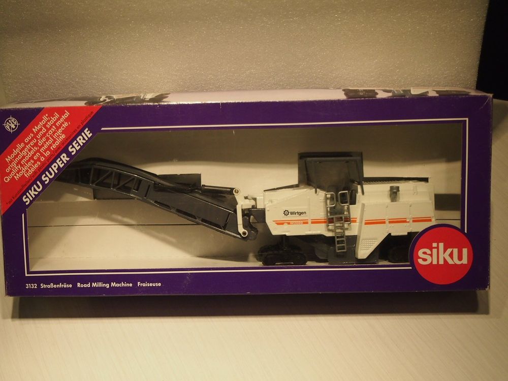 Wirtgen Strassenfräse W2000 - Siku (Neu (gemäss Beschreibung)) in ...