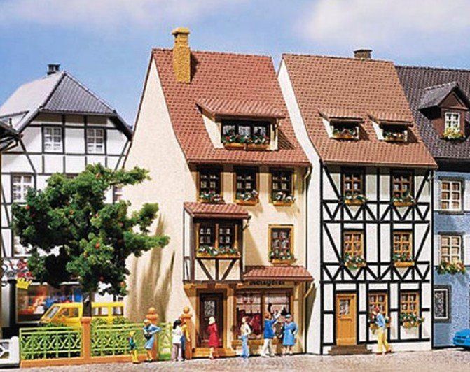 Faller H0 418: Bausatz für 2 Reihen-Stadthäuser (Neu und ...