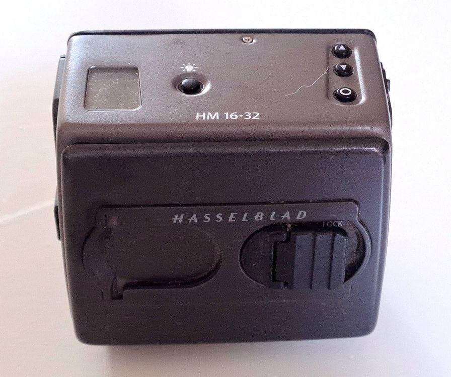 Hasselblad HM 16-32 film back for H camera (Defekt) in Genève für CHF ...
