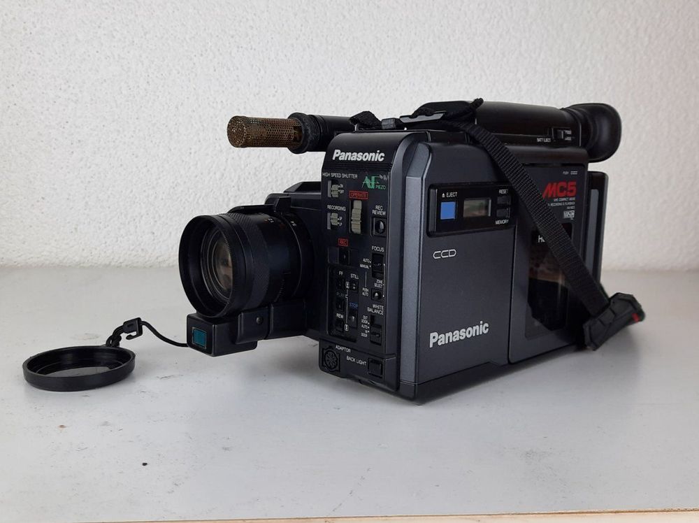 Panasonic VHS Compact Movie (Camcorder) | Kaufen auf Ricardo